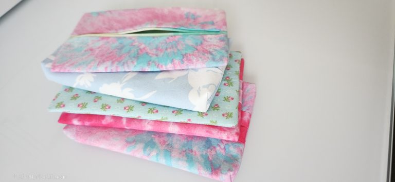 How to sew a fabric pocket tissue holder - A Pretty Nice Life