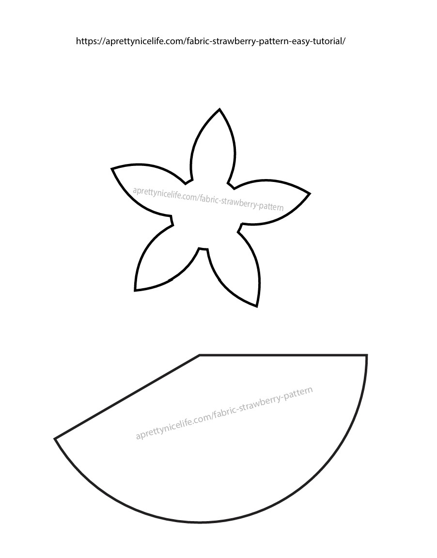 Fabric strawberry pattern easy tutorial - A Pretty Nice Life