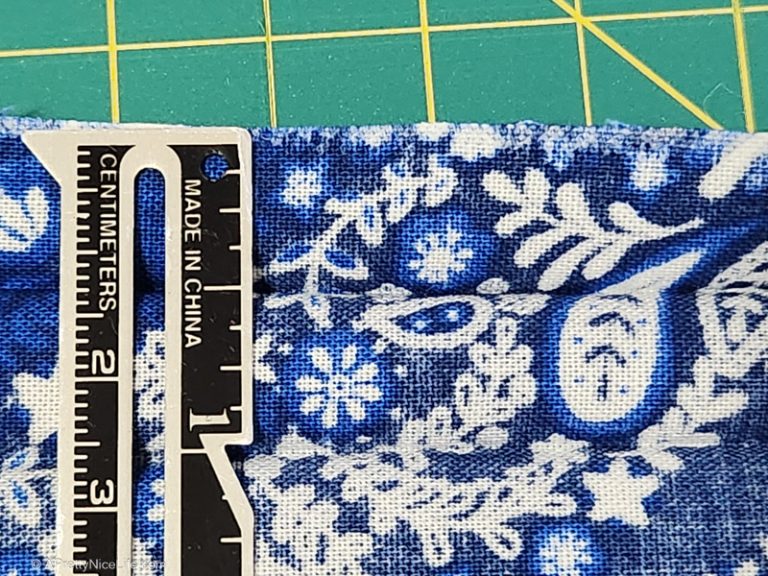 How to sew a fabric pocket tissue holder - A Pretty Nice Life