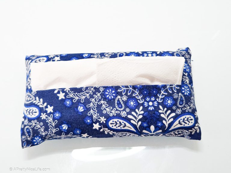 How to sew a fabric pocket tissue holder - A Pretty Nice Life